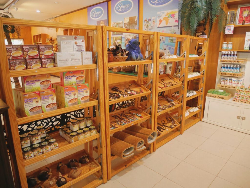 Create a Unique Experience at "Coconut Museum in Koh Samui" - Smile ...